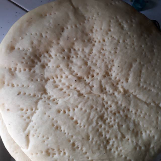 Jual Pizza base/roti pizza /dough pizza ekonomis diameter 20cm (italian ...