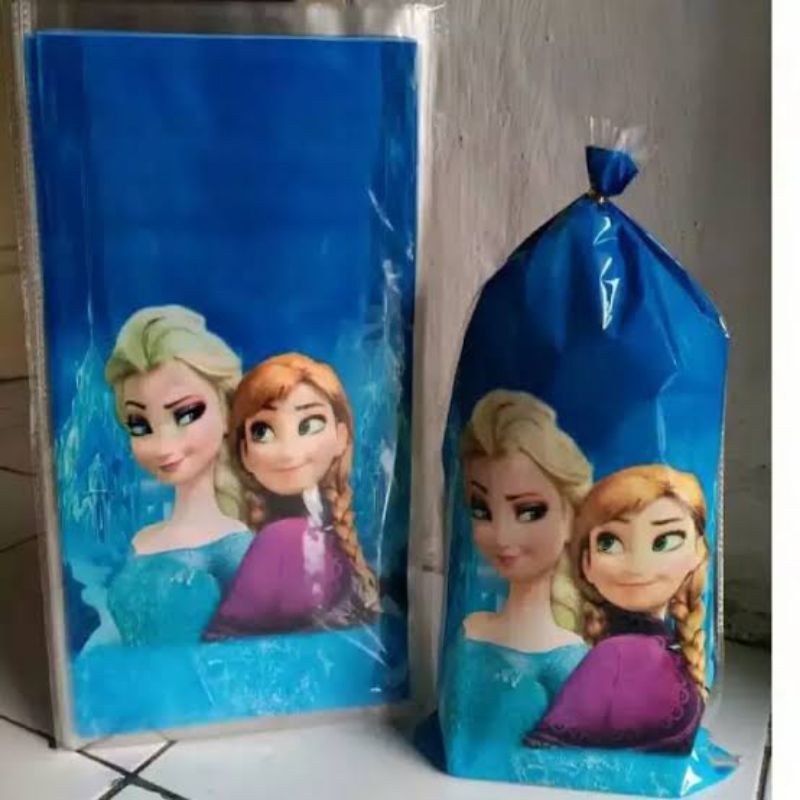 Jual Plastik Ulang Tahun Frozen / Plastik Snack Ultah Frozen / Plastik ...