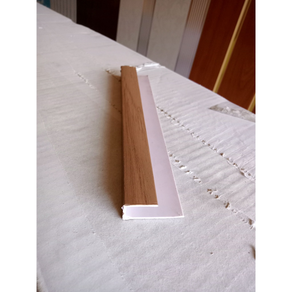 Jual Lis Tutup, Lis U Shunda plafon LS-301 (Perbatang) | Shopee Indonesia