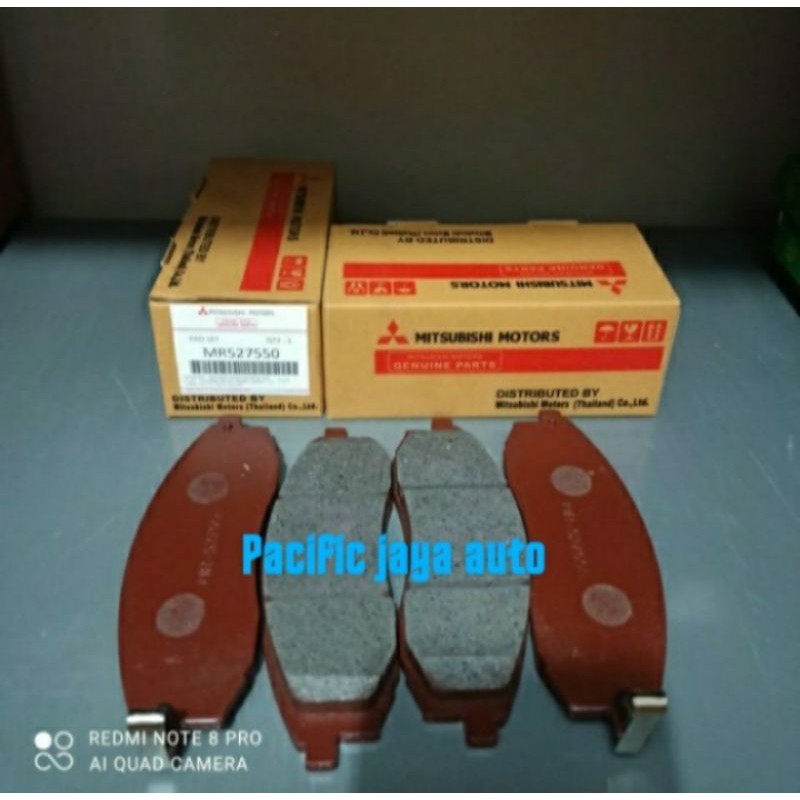 Jual Brake pad/kampas rem depan mitsubishi L-200 single cabin MR527550 ...