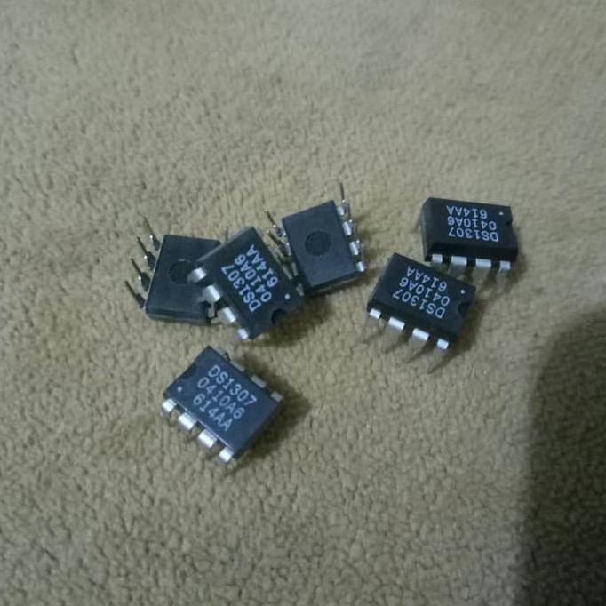 Jual IC DS1307 DS1307N DS 1307 RTC DIP-8 AF75 rajvr02 dijamin | Shopee Indonesia