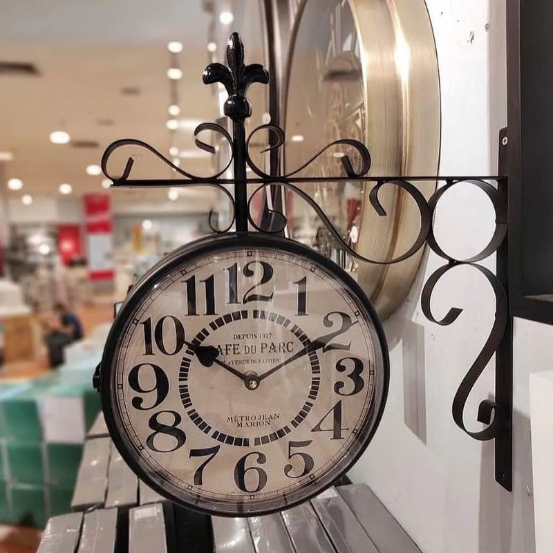 Jual Jam Dinding 2 sisi | Shopee Indonesia