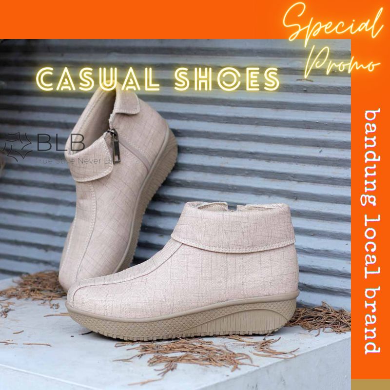 Jual Sepatu Boot Korea Sepatu Wanita KZTR Blackelly Cewek Milenial kets ...