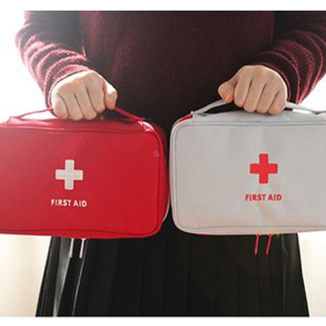 Jual Tempat Peralatan P3K Kotak Obat First Aid Kit Pouch P3K Tas Kotak ...