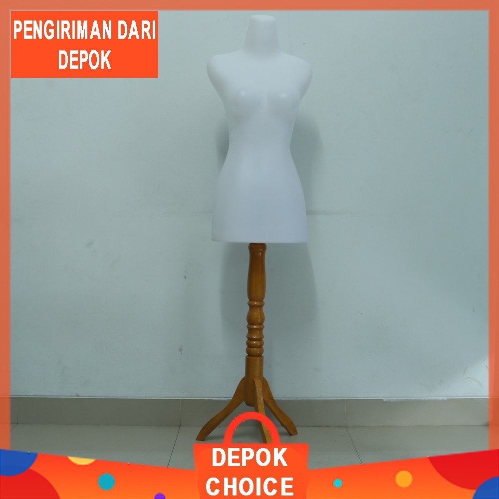 Jual MANEKIN WANITA DM BENING TIANG KAYU | MANEKIN WANITA | PATUNG ...