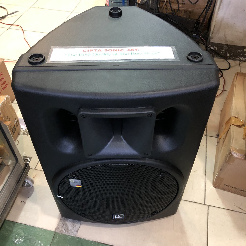 Jual Speaker Aktif Beta 3 U15A. U 15A 15 Inch Harga Sepasang | Shopee ...