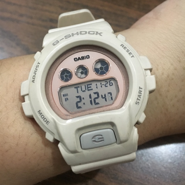 Jual Preloved G-Shock type GMD-S6900MIC (beige) | Shopee Indonesia