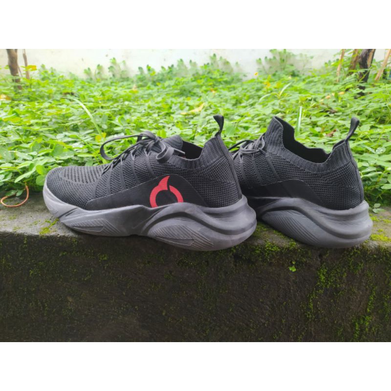 Jual Sepatu ortus eight running Ukuran 41 | Shopee Indonesia