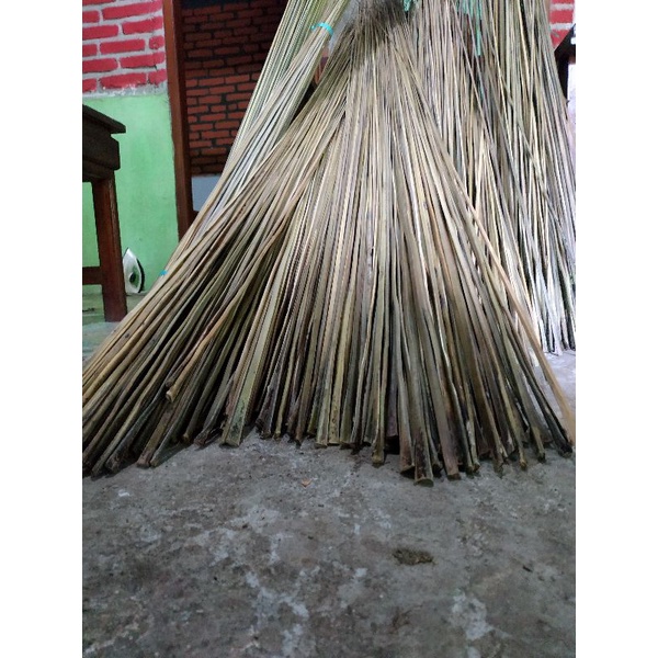 Jual Sapu Lidi Aren SUPER Langsung Dari Produksi Asli Sodo Kawung Per ...