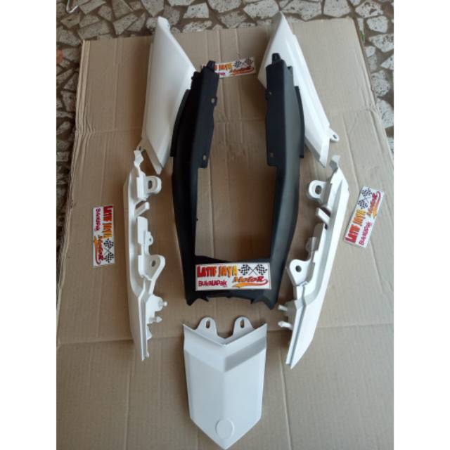 Jual body vixion new ks nvl putih | Shopee Indonesia