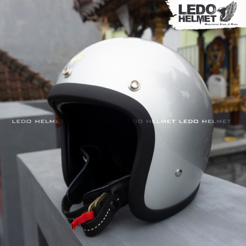 Jual TT&CO 500tx slim helmet japan | Shopee Indonesia
