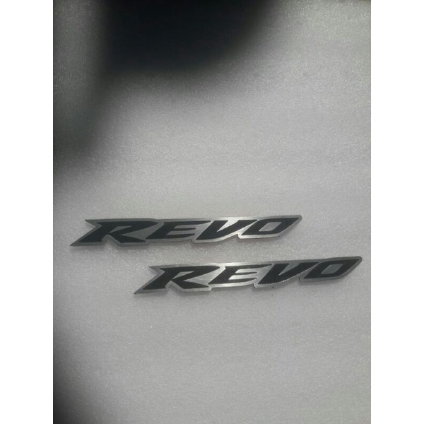Jual emblem revo (sepasang) bahan alumunium tebal 2mm | Shopee Indonesia