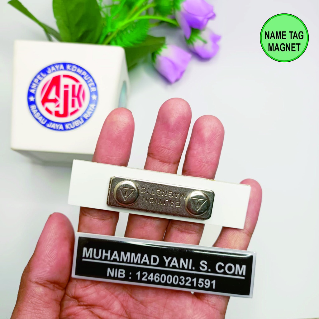 Jual Nama Dada Papan Nama Name Tag Plat Kuningan Magnet dan Peniti ...