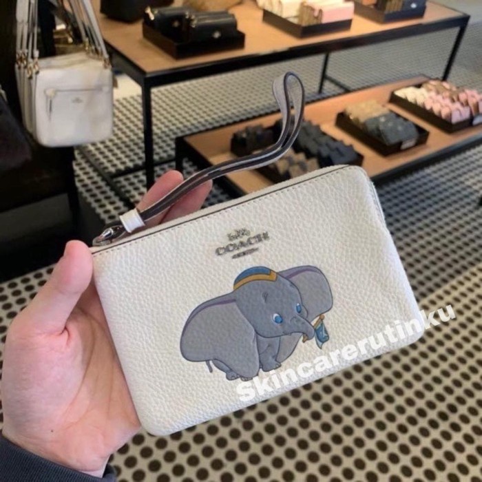 Jual Coach X Disney Thumper Pouch Zip Pebble Leather - ORIGINAL ...
