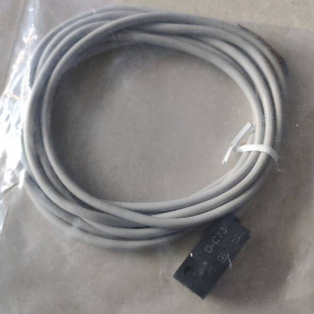 Jual SENSOR CYLINDER REED SWITCH DC73 SMC | Shopee Indonesia