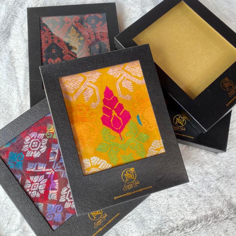 Jual BOX KOTAK HADIAH | BOX KADO KARTON SONGKET | HARD KARTON | Shopee ...
