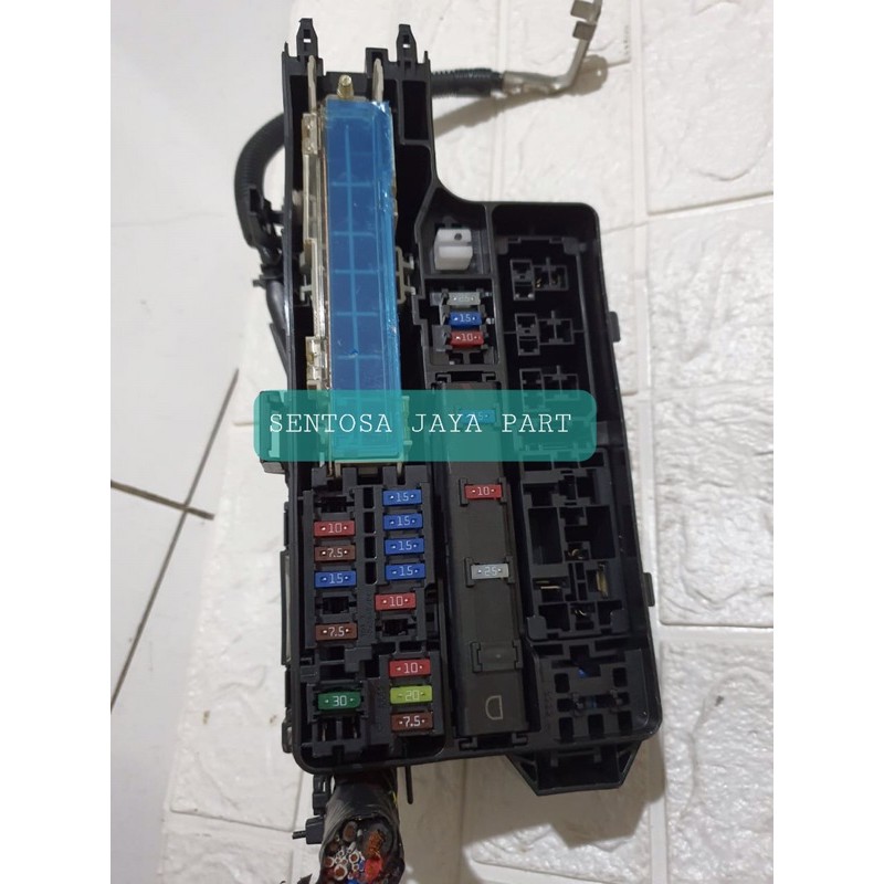 Jual FUSE BOX BOX SEKRING INNOVA ORIGINAL | Shopee Indonesia