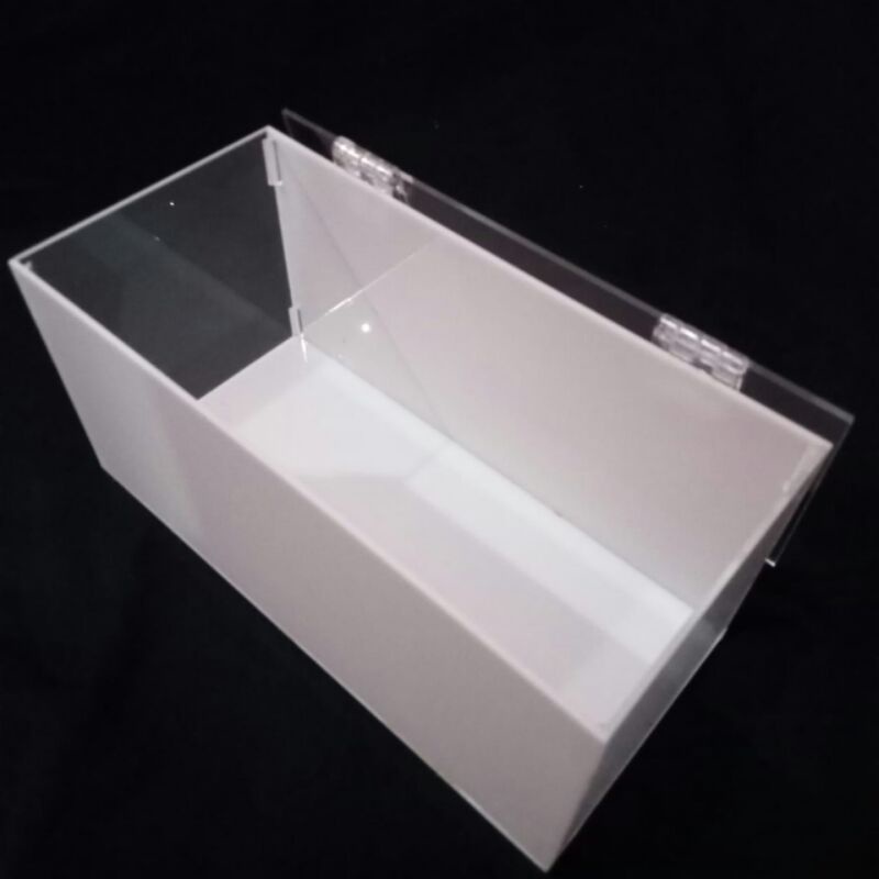 Jual KOTAK MASKER AKRILIK ENGSEL PUTIH BENING 21X10X10 CM BERGARANSI ...