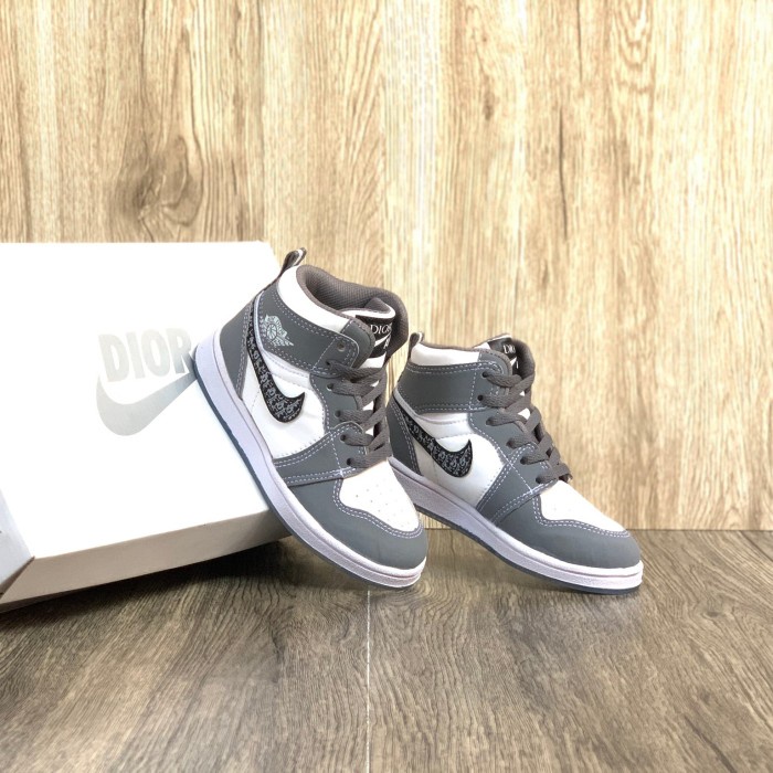 Jual LAKI-LAKI-ANAK-SNEAKERS- SEPATU NIKE JORDAN ANAK ENAK BUAT SEKOLAH ...