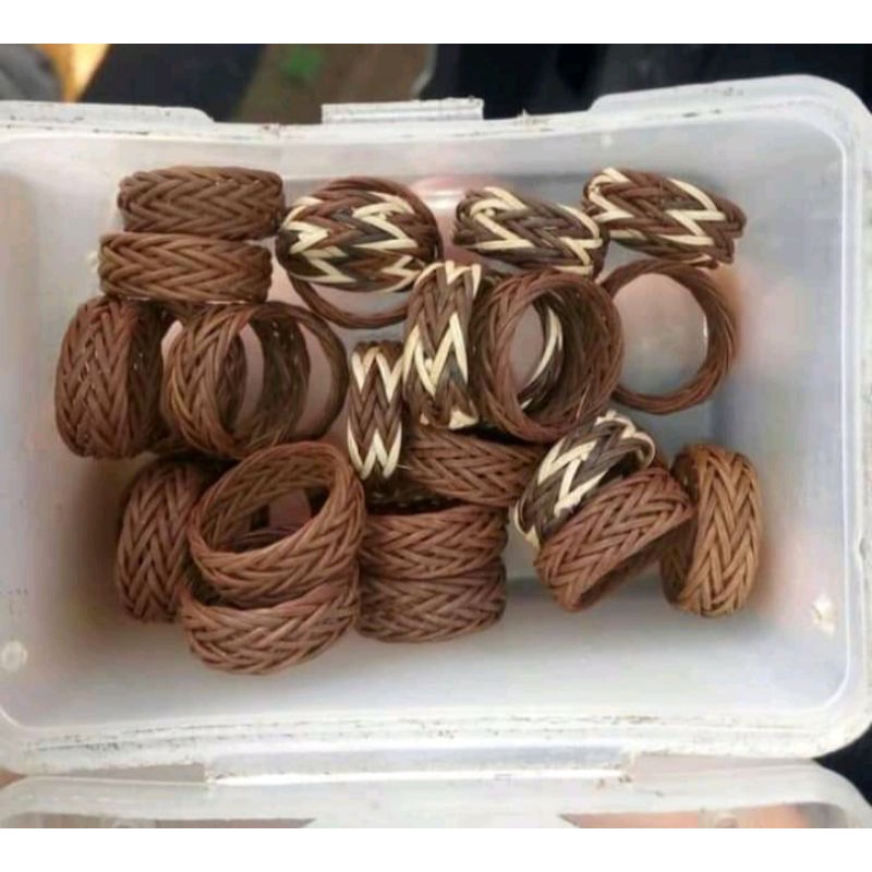 Jual Cincin Etnik khas (4 com - 7 cm) cincin simpai anyaman 9 coklat ...