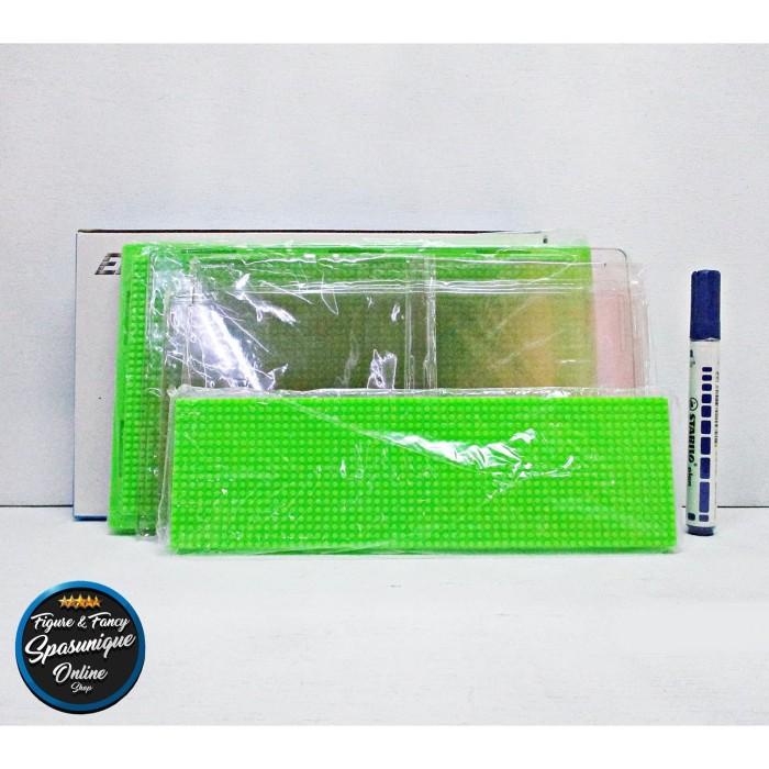 Jual Display Box Mika Lego 25cm X 14,5cm X 12cm Hijau 3627 | Shopee ...