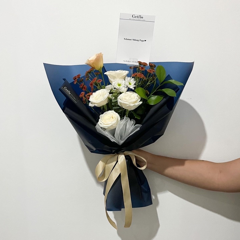 Jual flower bouquet / buket bunga / buket graduation / buket wisuda ...