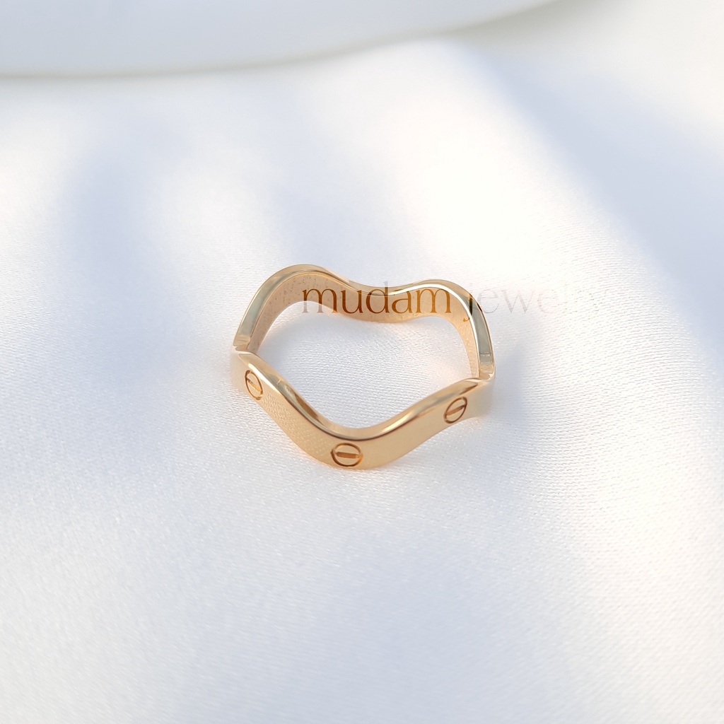 Jual Cincin Titanium Unisex Model Gelombang Tersedia Warna Rosegold ...