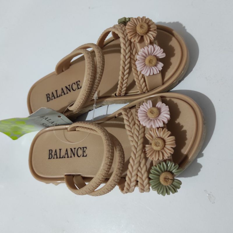 Jual Size 24 - 29 Sandal Anak Bunga Bunga Cantik aceh, sumatera ...