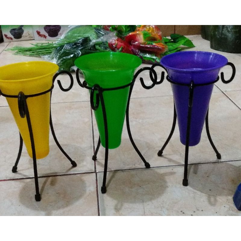Jual pot corong 20cm/vas corong | Shopee Indonesia