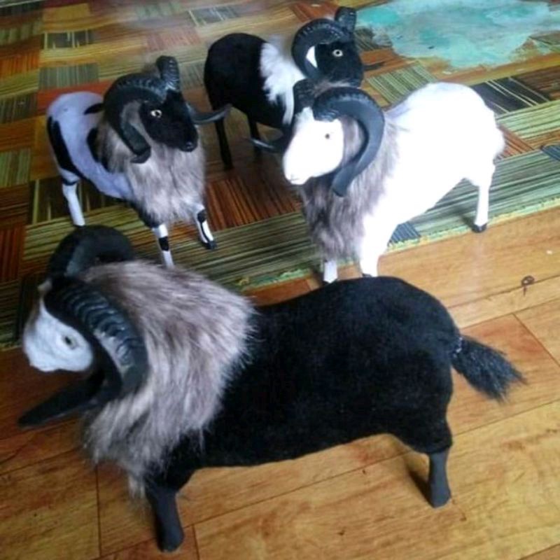Jual 2pcs lebih MURAH!!! boneka domba adu khas garut/ souvenir miniatur ...