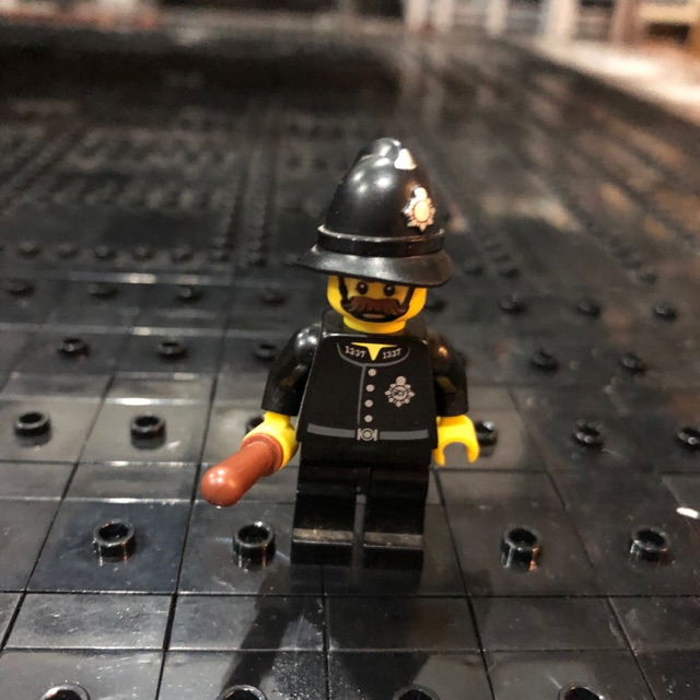 Jual Lego constable minifigure series 11 | Shopee Indonesia