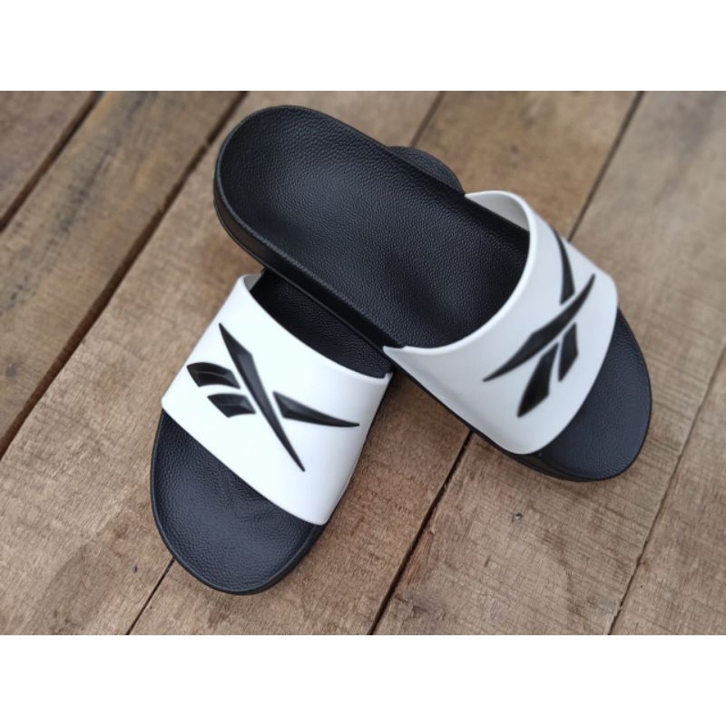 Jual Sandal paling populer/Sandal Selop Trendy Desain elegan | Shopee ...