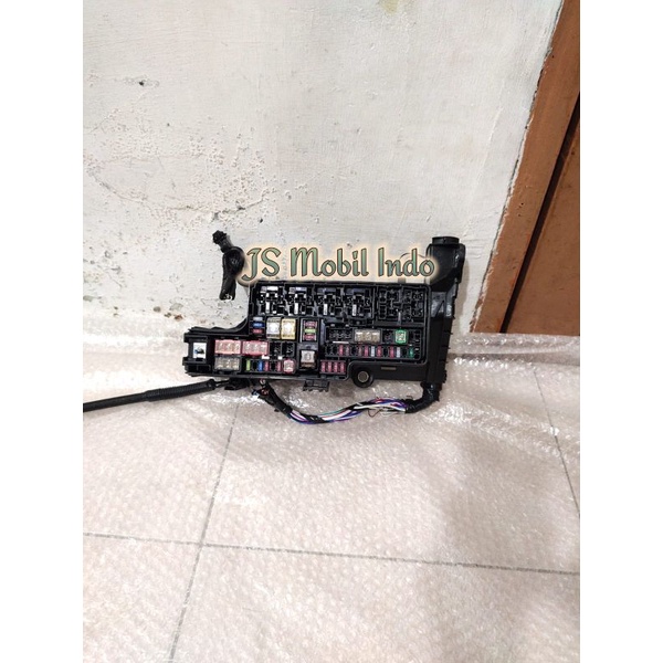 Jual Fuse Box Sekring Box Skring Kabel Body Toyota Fortuner VRZ SRZ ...