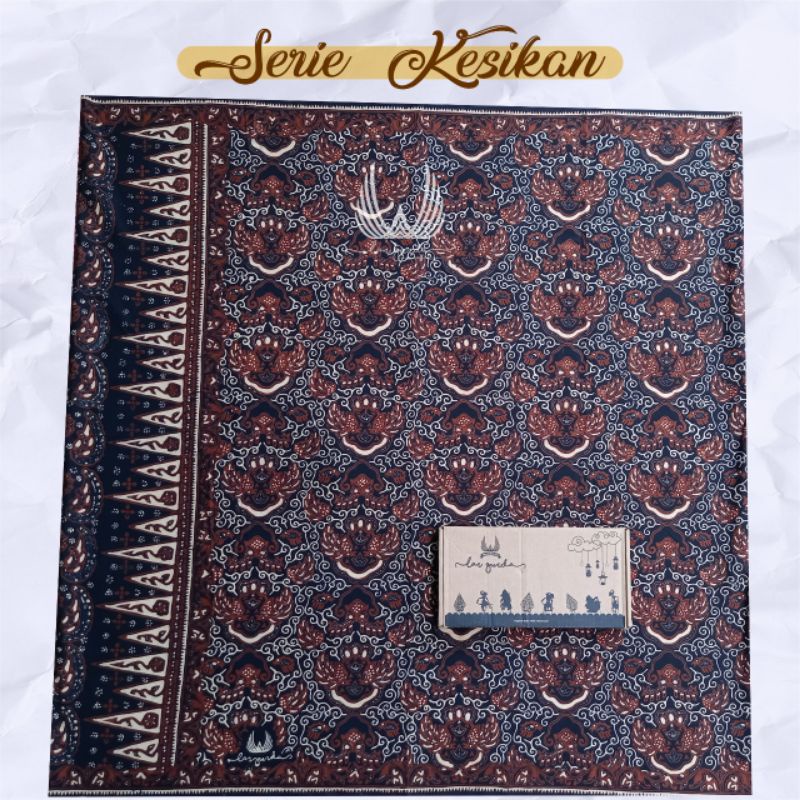 Jual Sarung Batik LarGurda Serie Kesikan (Motif Sayap Gurdo) | Shopee ...