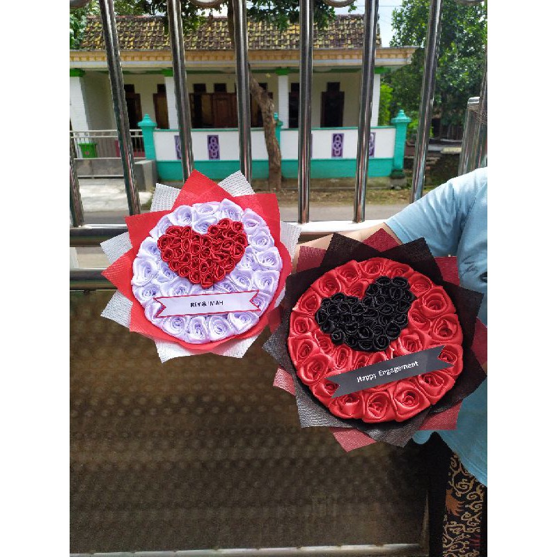 Jual Buket Bunga/ Bucket Bunga/ Bucket Love / Bucket Bunga Love/ Bucket ...