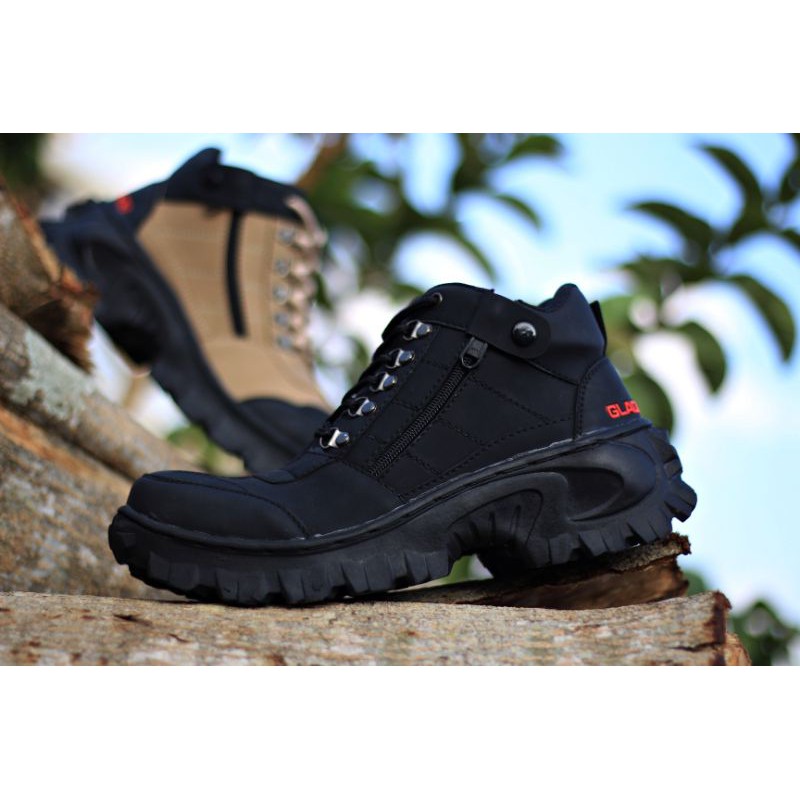 Jual sepatu boots pria original, sepatu safety, sepatu tracking, sepatu ...