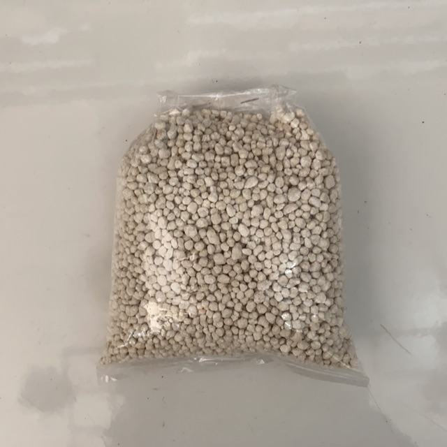 Jual PUPUK NPK PHONSKA PLUS 15-15-15 500gr | Shopee Indonesia