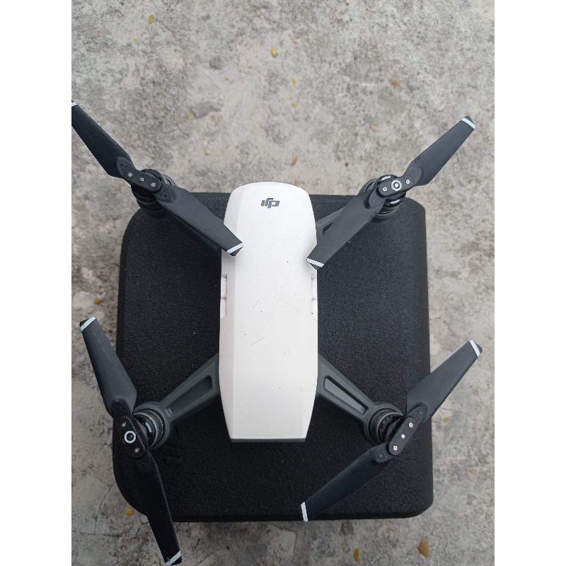 Jual Dji Spark Basic Bonus Remote | Shopee Indonesia