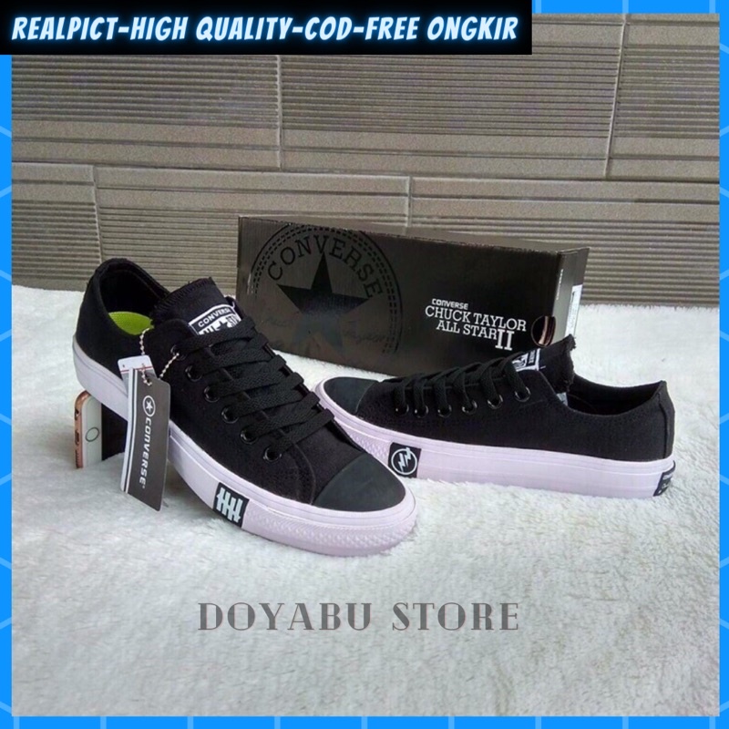 Jual Sepatu Converse All Star Warna Hitam Pendek Chuck Tailor Untuk ...
