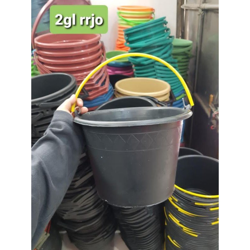 Jual ember plastik hitam/ ember cor | Shopee Indonesia