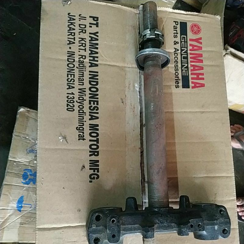 Jual T SEGITIGA SHOCKBREAKER DEPAN MIO J sporty soul smile(bekas) | Shopee Indonesia