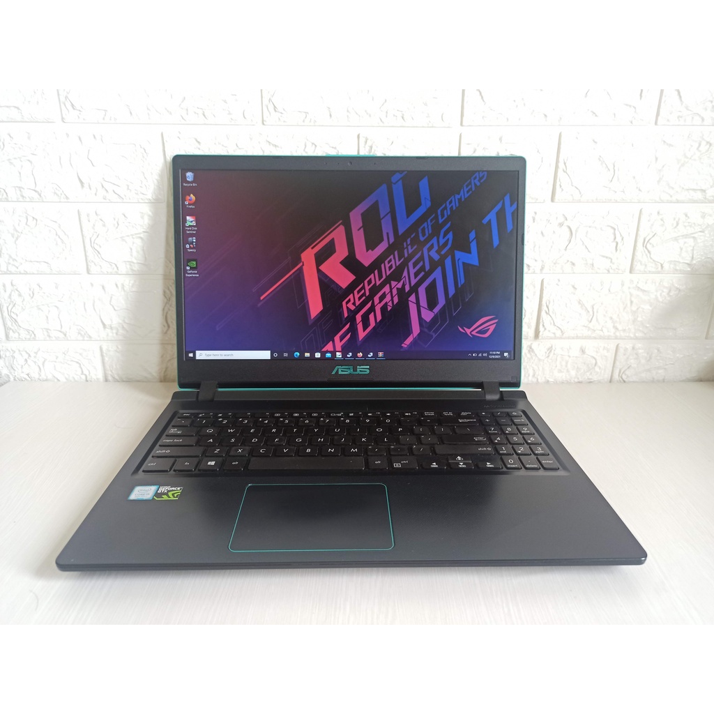 Jual Asus F560U Core i5 Gen 8 VGA Nvidia GTX1050 4GB SSD Laptop Second ...