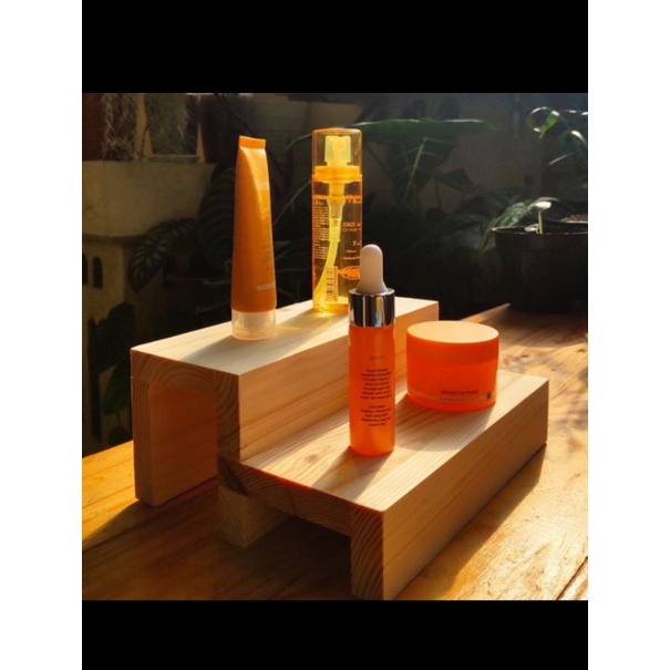 Jual Stand rak Etelase kayu jati belanda make up essence oil produk ...