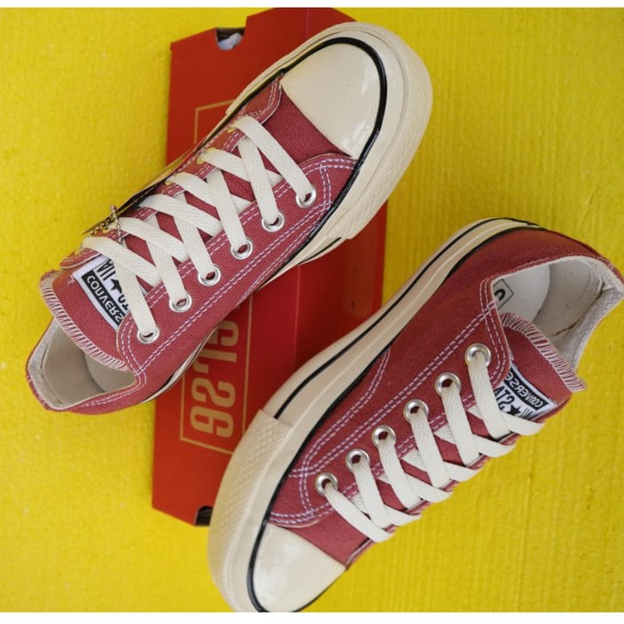 Jual OBRALLLLL CONVERSE MERAH SALEM 70s GLOSSY (mengkilap) | Shopee ...