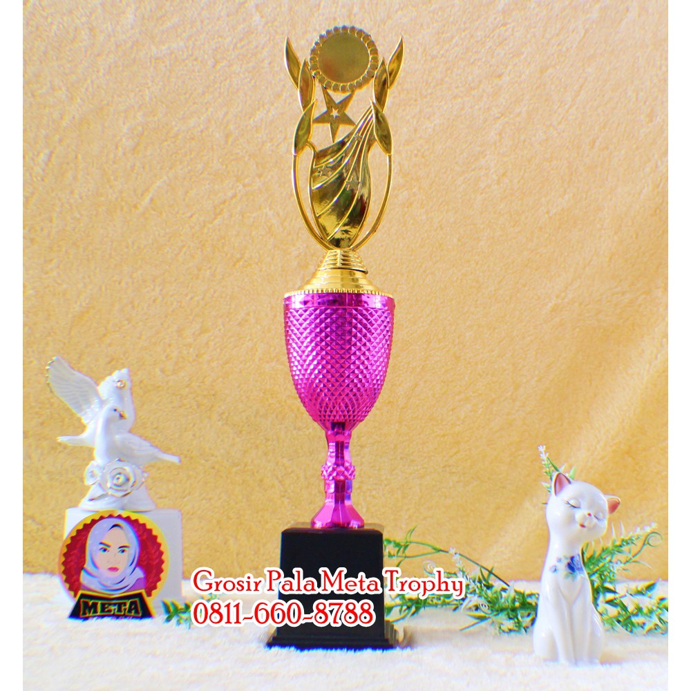 Jual PIALA/TROPHY 123 GOLD MURAH MERIAAH UNTUK LOMBA KEJUARAAN KOSTUM | Shopee Indonesia