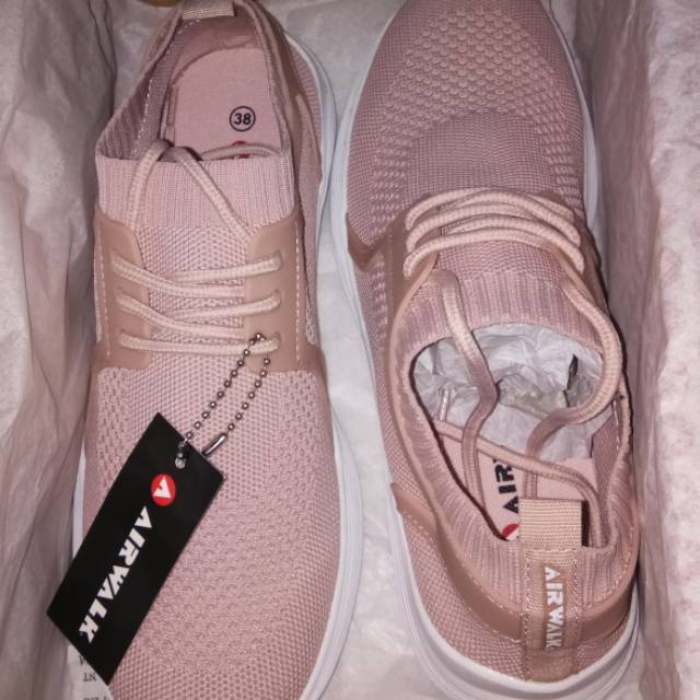 Jual Airwalk original | Shopee Indonesia