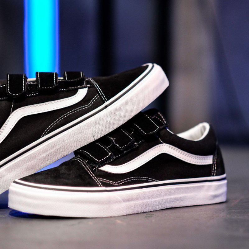 Jual Original!! Vans Oldskool Strap Classic Black / White Original ...