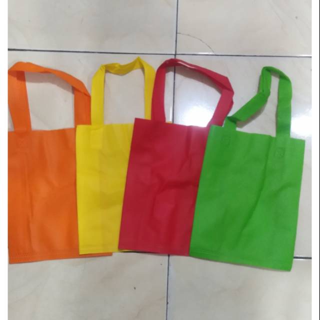 Jual Goodie bag handle tali MiNi 20x26x6 | Shopee Indonesia