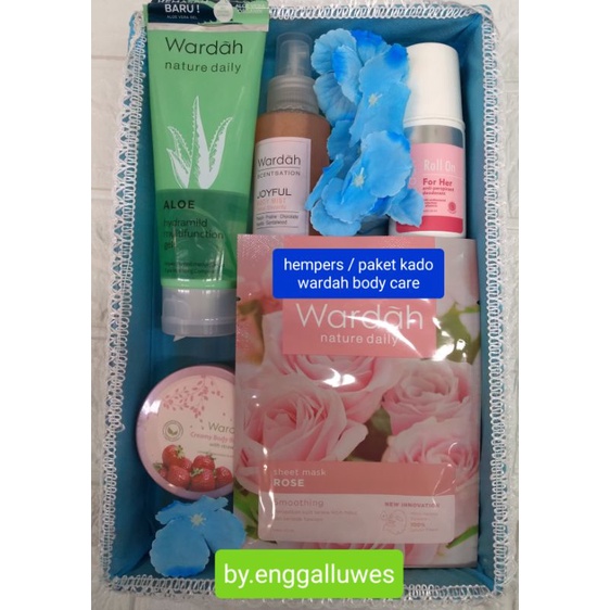 Jual PAKET HAMPERS//PAKET KADO WARDAH BODY CARE | Shopee Indonesia
