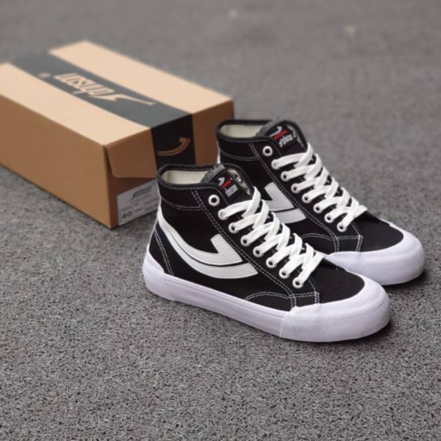 Jual OBRAL SEPATU JOHNSON GALAXY PRO HIGH BLACK WHITE ORIGINAL ...